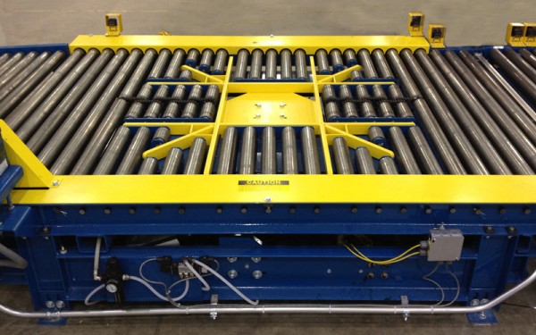 Plastic Pallet Conveyance – Alba Manufacturing